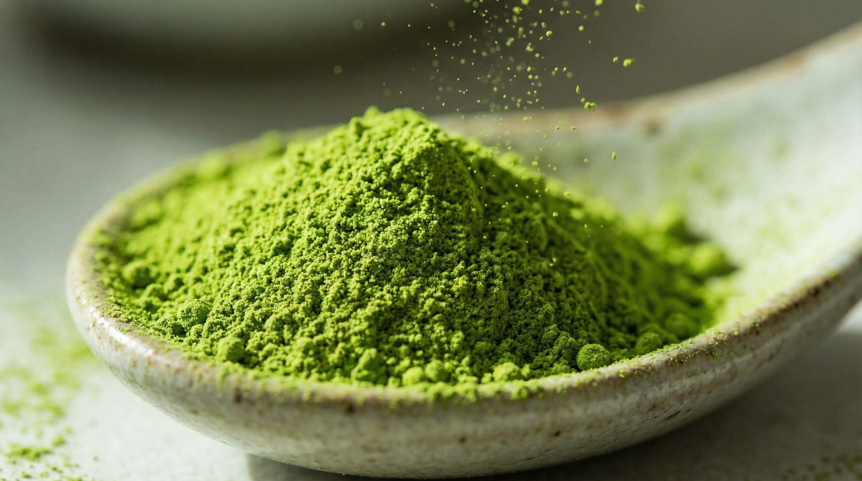 Is It Safe to Drink Matcha on Empty Stomach? Tips & Risks - Riching Matcha